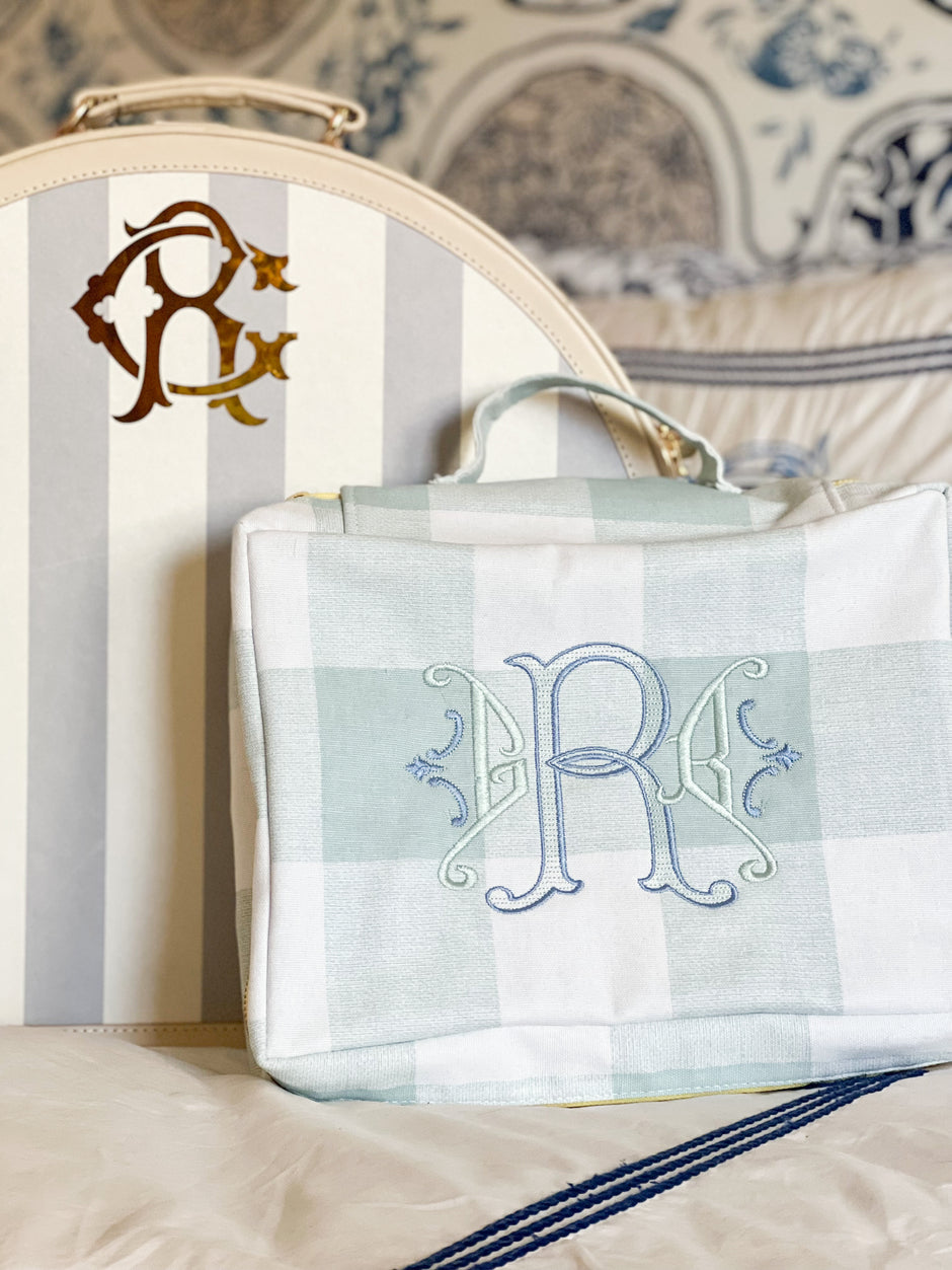 Carry All Stitches – The Preppy Stitch